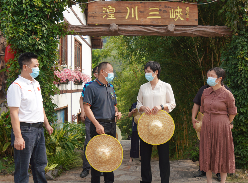 戴少枚率队督导检查国庆节前疫情防控、安全生产和道路交通安全等工作 连州门户网站 Cn